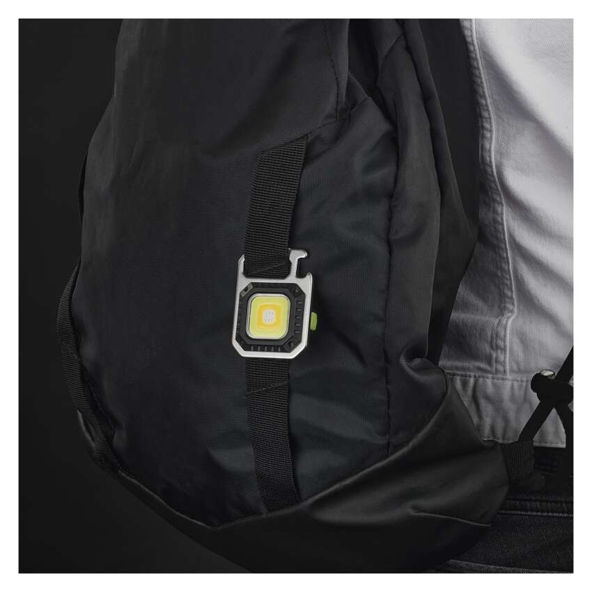 Punjivi mini LED reflektor Emos LED 750 lm P4714 | Pevex